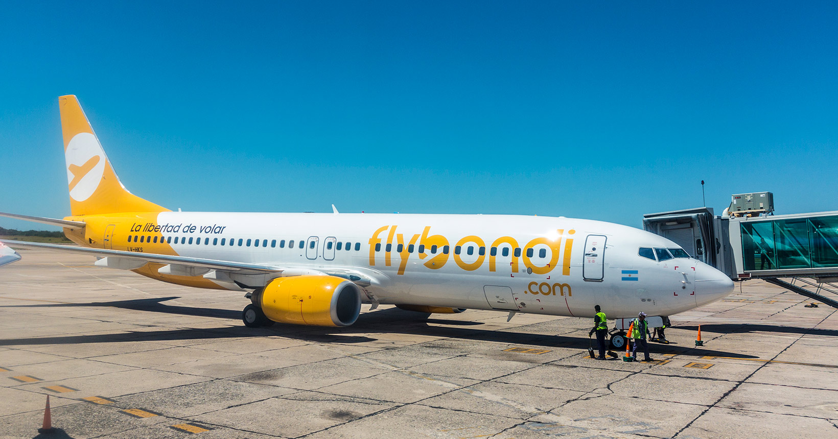 FLYBONDI CONTRATARÁ A MÁS DE 400 PERSONAS