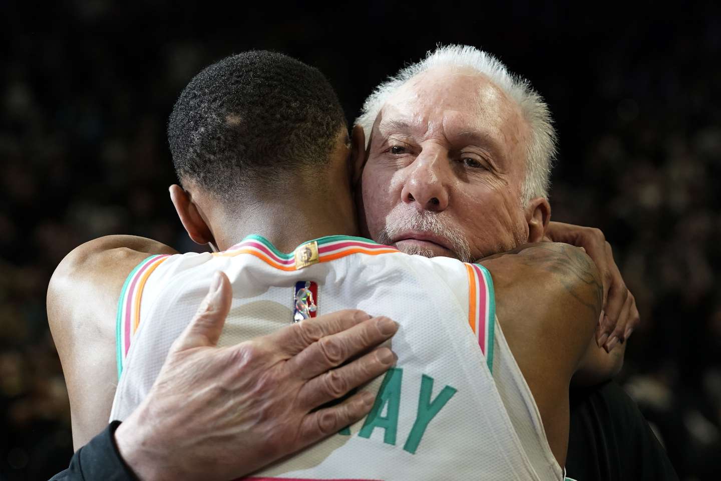 POPOVICH SE CONVIERTE EN EL ENTRENADOR CON MÁS TRIUNFOS EN LA HISTORIA ...