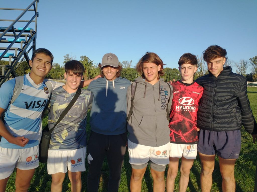 RUGBY: JÓVENES NICOLEÑOS ENTRENAN EN ROSARIO