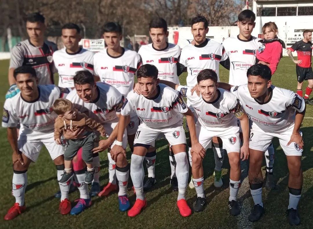 CON UN GRAN SEGUNDO TIEMPO ROJO TERMINÓ GOLEANDO A MATIENZO