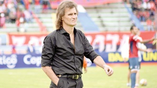 VUELVE RUBÉN INSÚA, UN TÉCNICO QUE LLEVÓ A SAN LORENZO A LA GLORIA