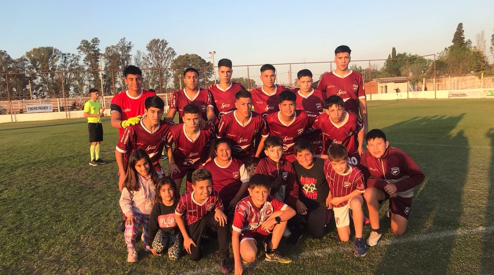 FÚTBOL SUB 23: DEFENSORES GANÓ EL CLÁSICO DE RAMALLO Y ES FINALISTA