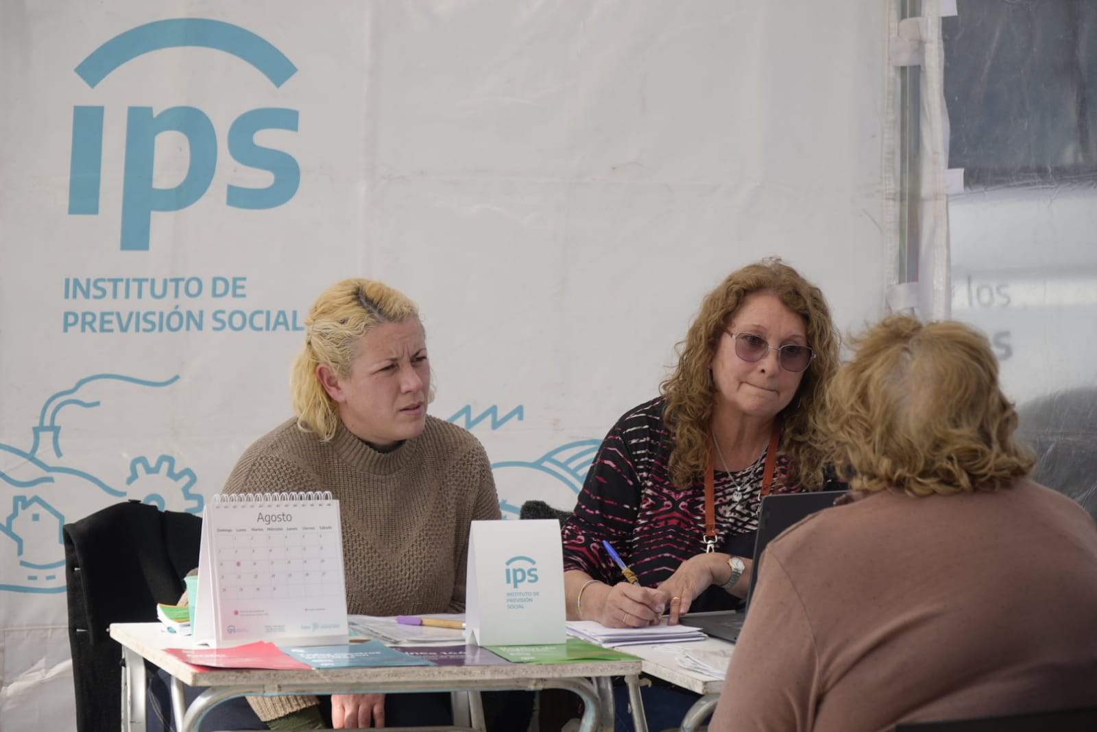 Con aumento de 30%, cobran los jubilados del IPS | Diario El Norte, San ...