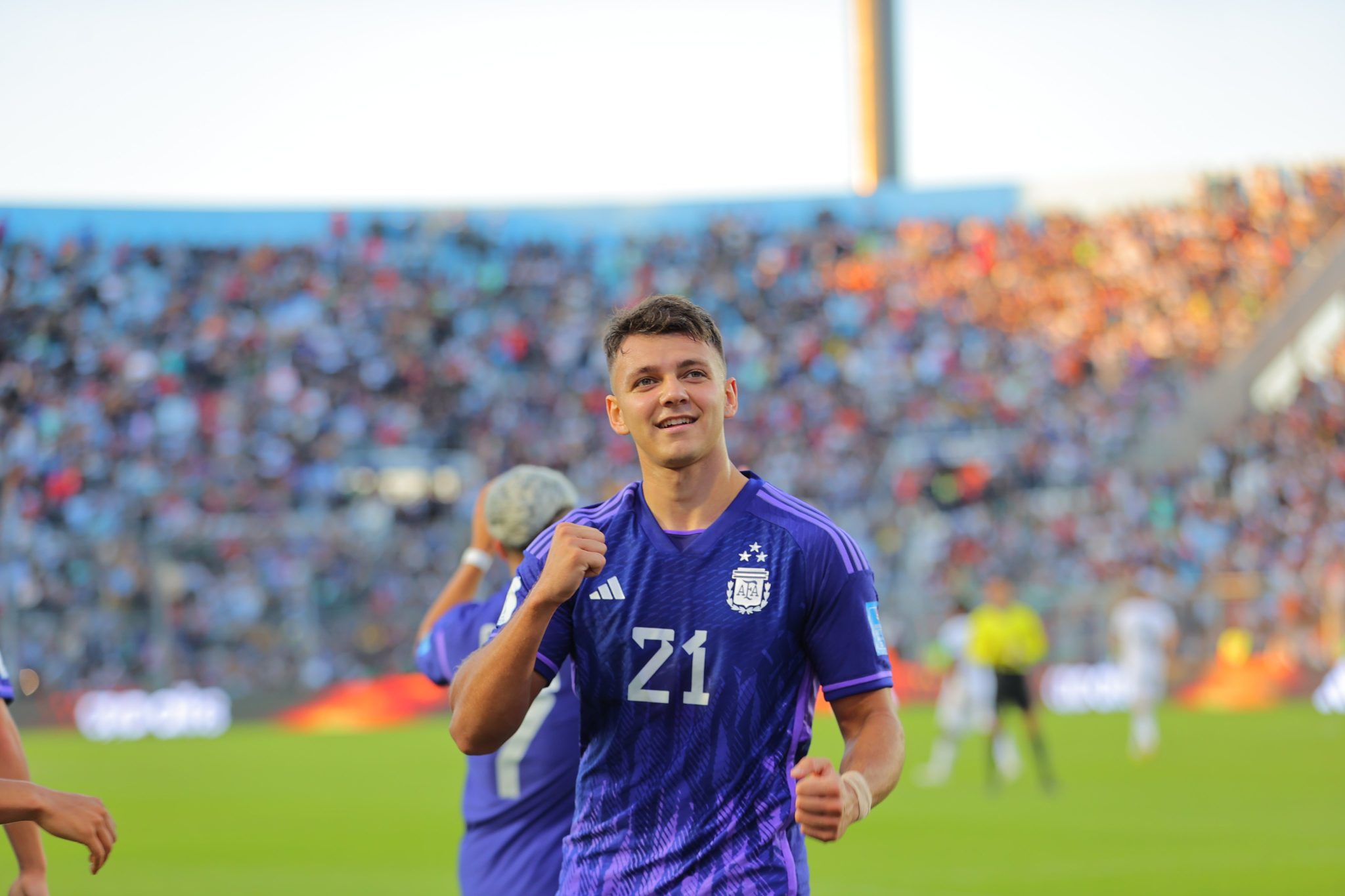 Maestro Puch le dedicó su gol al colombiano Balanta, su excompañero ...