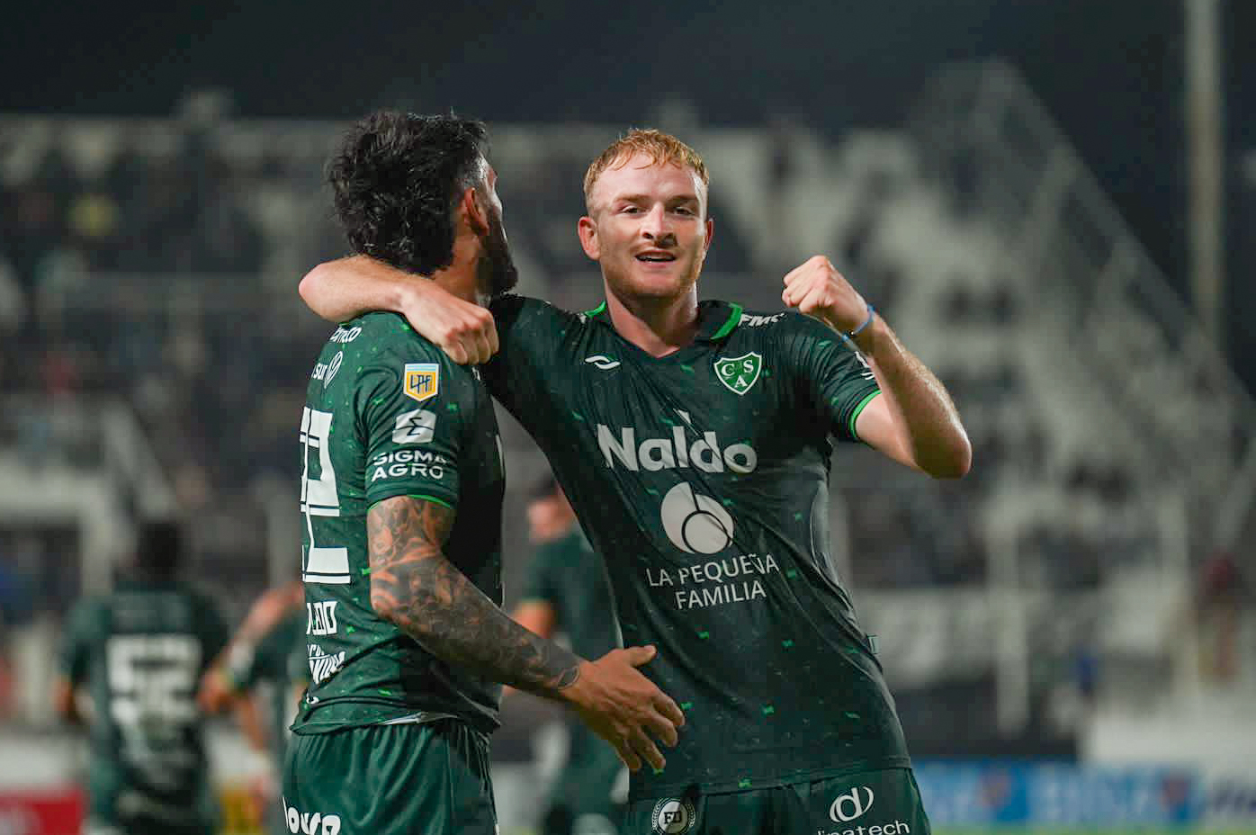 Sarmiento logró un triunfo vital para escapar del descenso