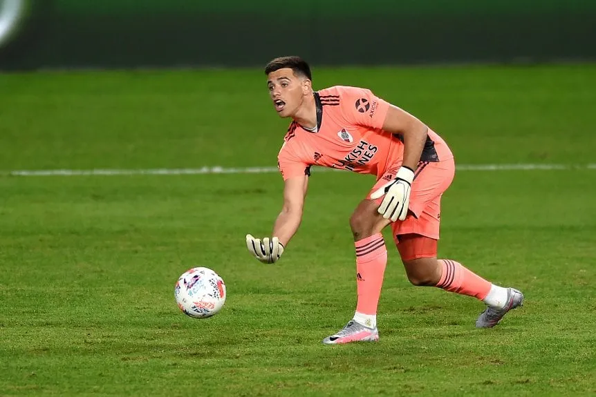 Leo Díaz, el arquero que fue figura en un Superclásico y rescindió contrato con River