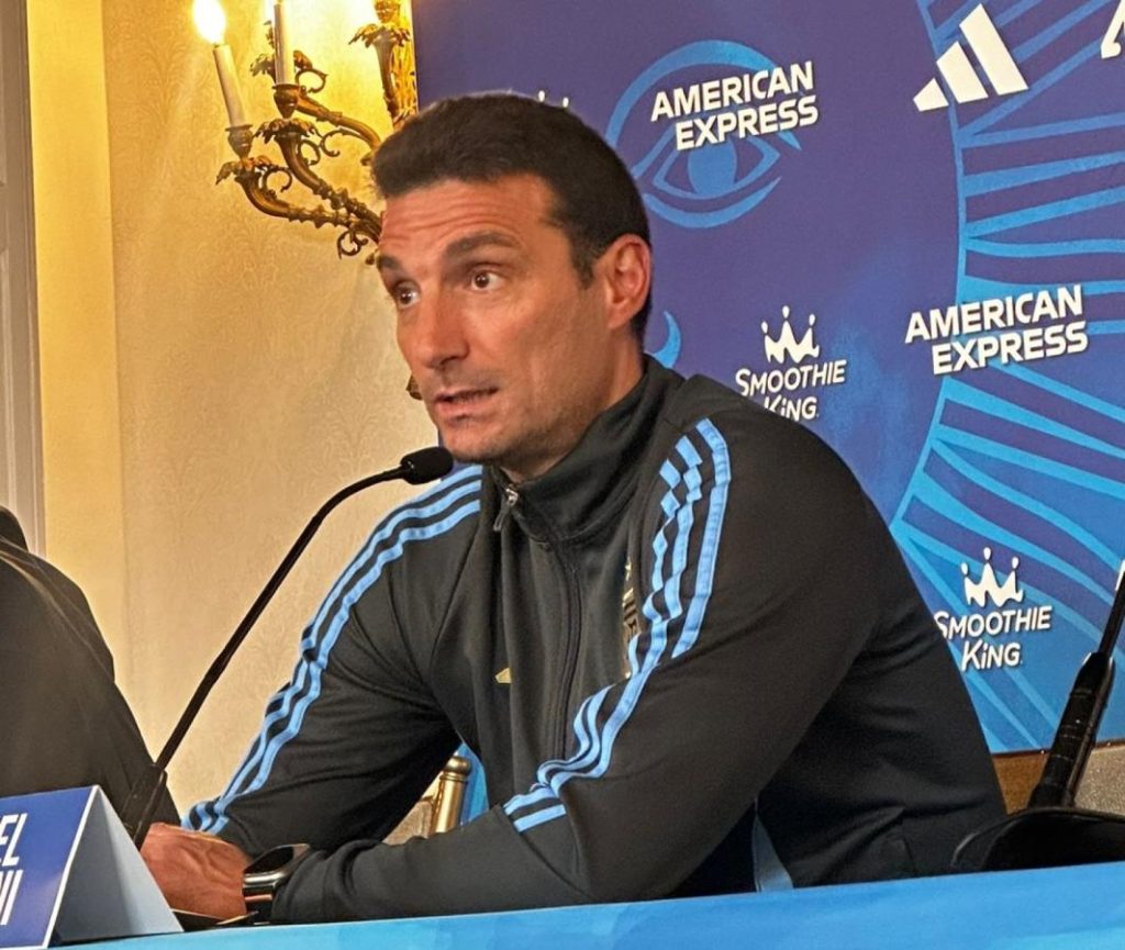 Scaloni define la lista: Guido Rodríguez y Pezzella, con un pie y medio ...