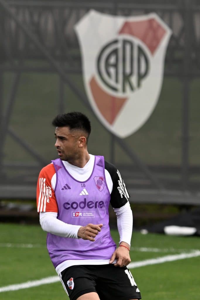 El Pity Martínez en la práctica de River tras la lesión | Diario El ...