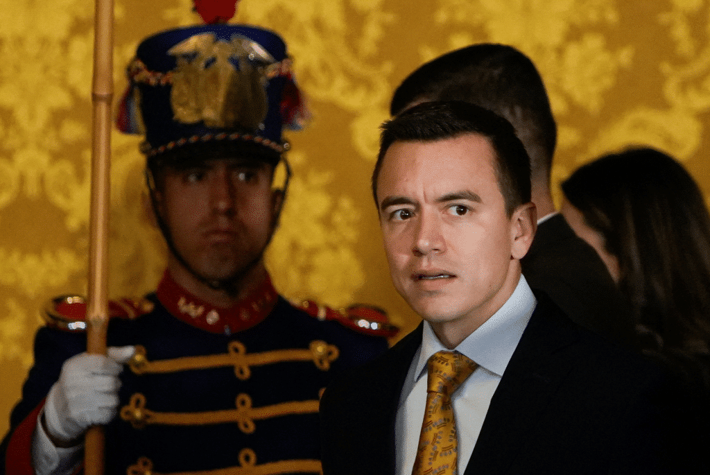 El presidente de Ecuador dispuso el toque de queda en seis provincias ...